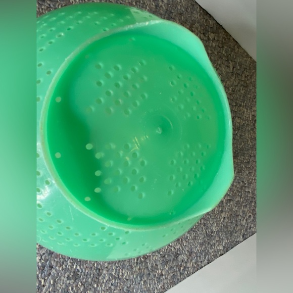 Tupperware | Kitchen | Vintage Tupperware Colander Strainer Green ...